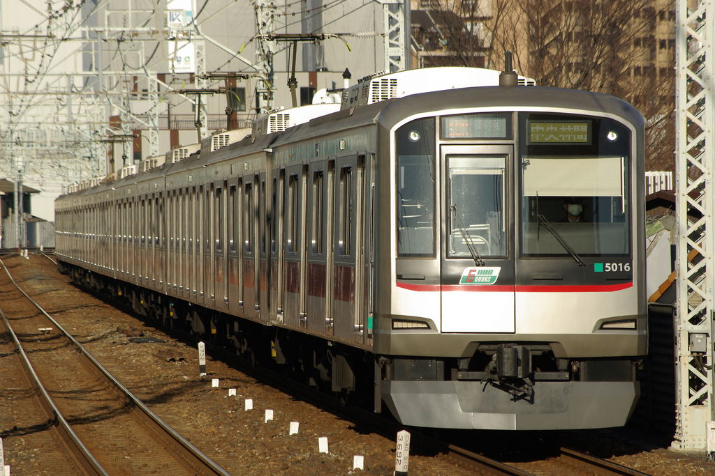 東急5000系(2代)5116Fの写真